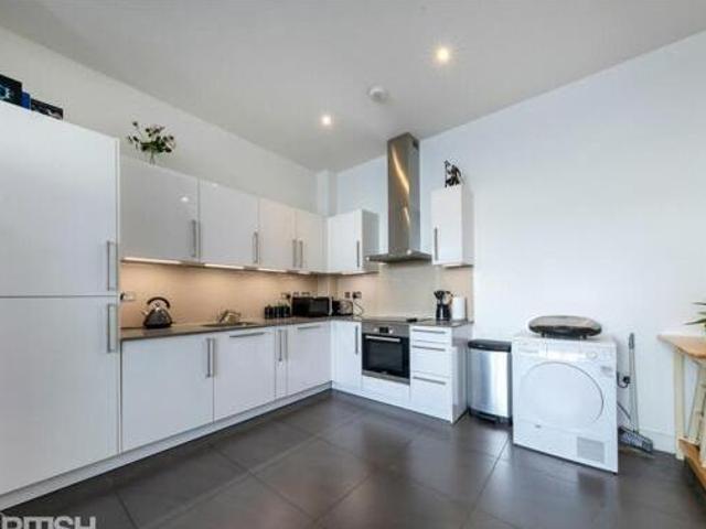 2 Bedroom Apartment For Sale In London