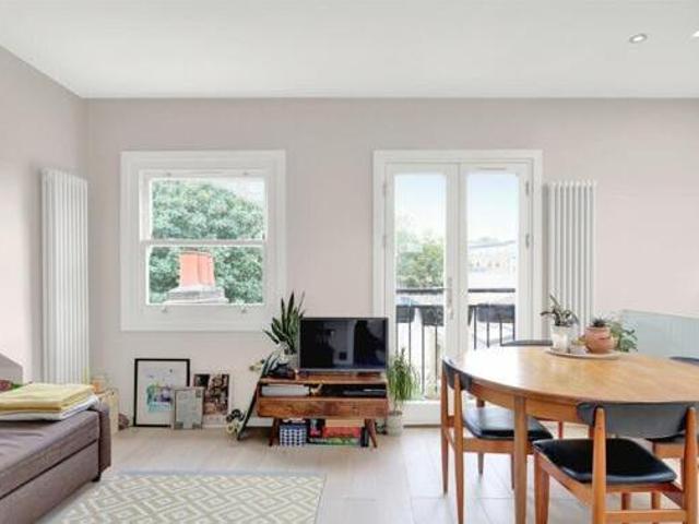 2 Bedroom Apartment For Sale In London