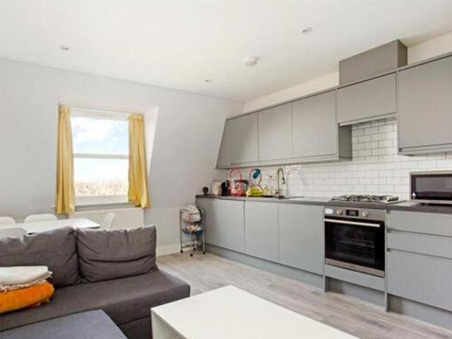 2 Bedroom Apartment For Sale In London