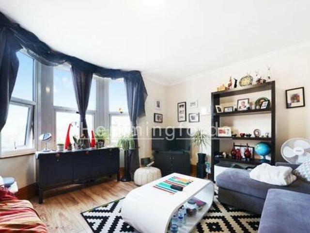 2 Bedroom Apartment For Sale In London