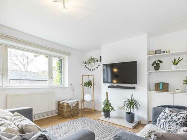 2 Bedroom Apartment For Sale In London