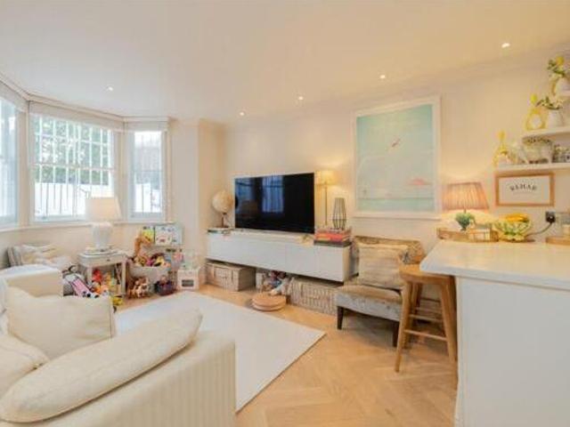 2 Bedroom Apartment For Sale In London