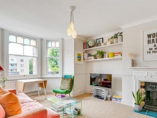 2 Bedroom Apartment For Sale In London
