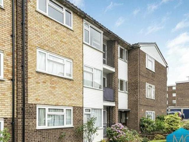 2 Bedroom Apartment For Sale In London