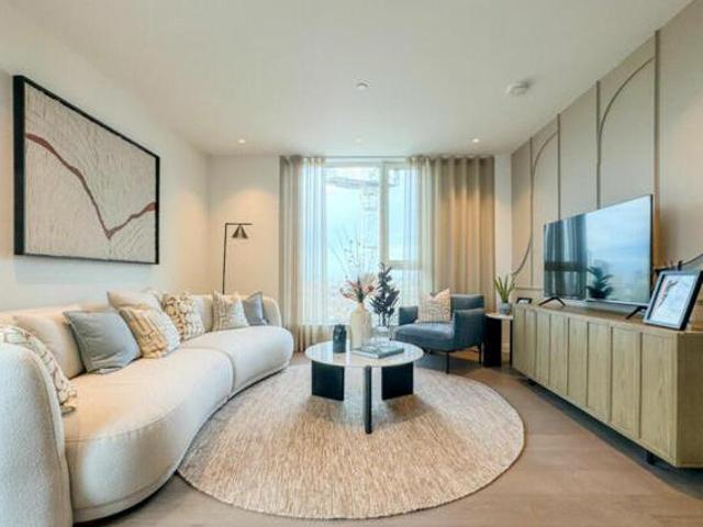 2 Bedroom Apartment For Sale In London