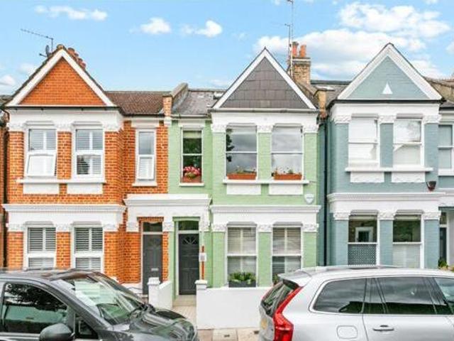2 Bedroom Apartment For Sale In London