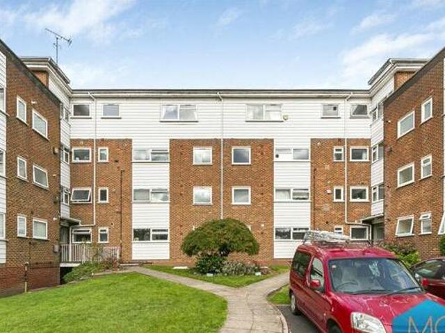 2 Bedroom Apartment For Sale In London