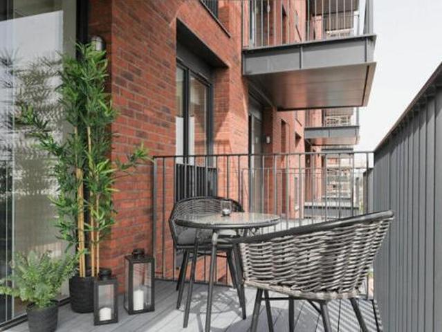 2 Bedroom Apartment For Sale In London