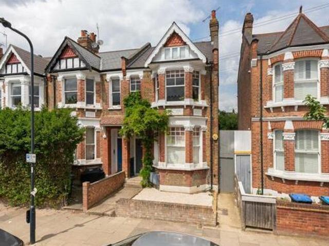 2 Bedroom Apartment For Sale In London, Brent