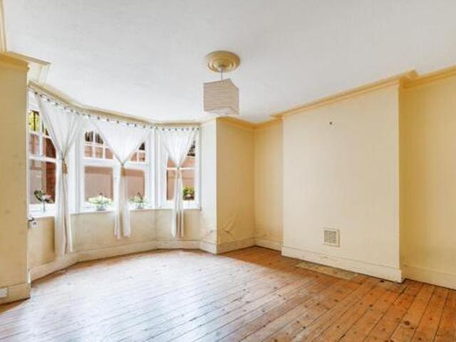 2 Bedroom Apartment For Sale In London, Greater London