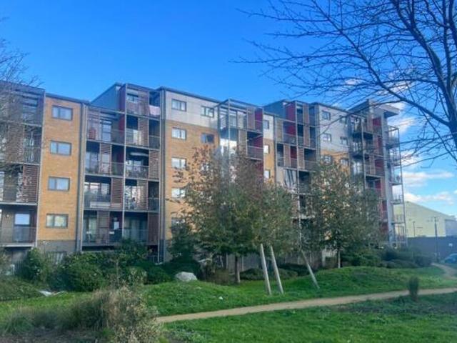 2 Bedroom Apartment For Sale In London, Greater London
