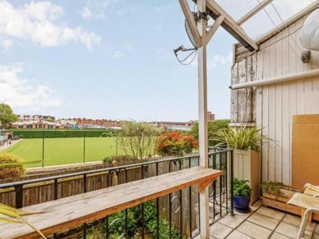 2 Bedroom Apartment For Sale In London, Greater London