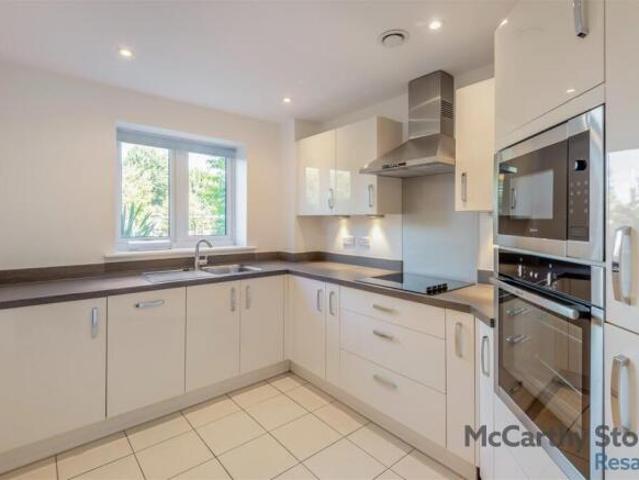 2 bedroom apartment for sale in London Road, St. Albans, AL1