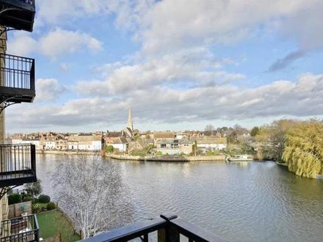 2 bedroom apartment for sale in London Road St Ives PE27