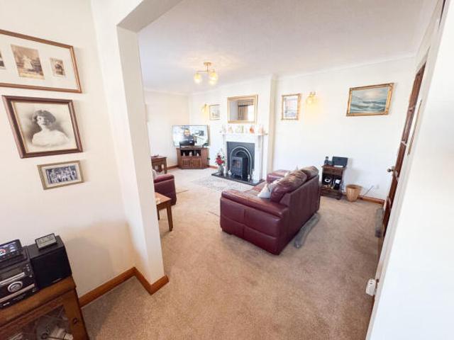 2 bedroom apartment for sale in Longton Road, Trentham, Stoke on Trent, ST4
