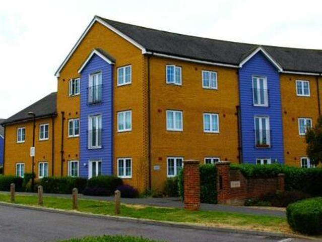 2 Bedroom Apartment For Sale In Longfield, Kent