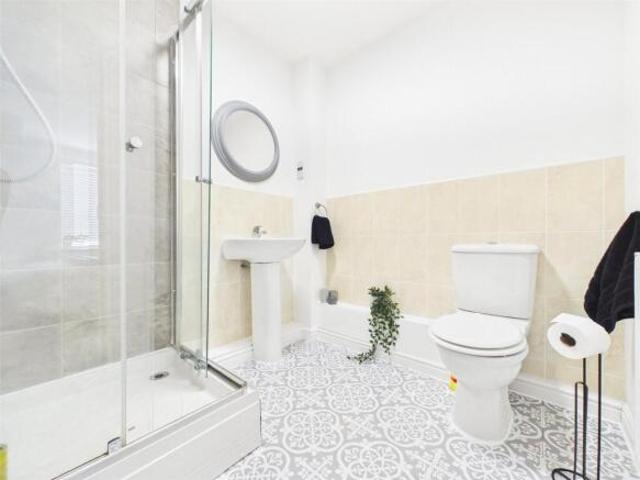 2 bedroom apartment for sale in Longhorn Avenue, Gloucester, Gloucestershire, GL1