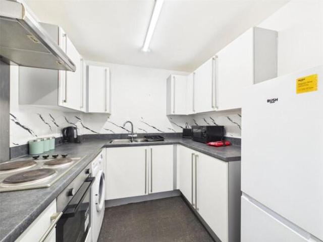 2 bedroom apartment for sale in Longhorn Avenue, Gloucester, Gloucestershire, GL1