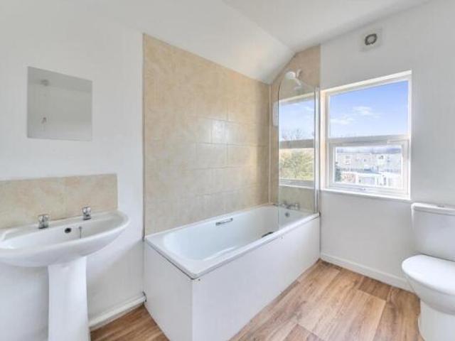 2 bedroom apartment for sale in Lorne Road, Bath, BA2
