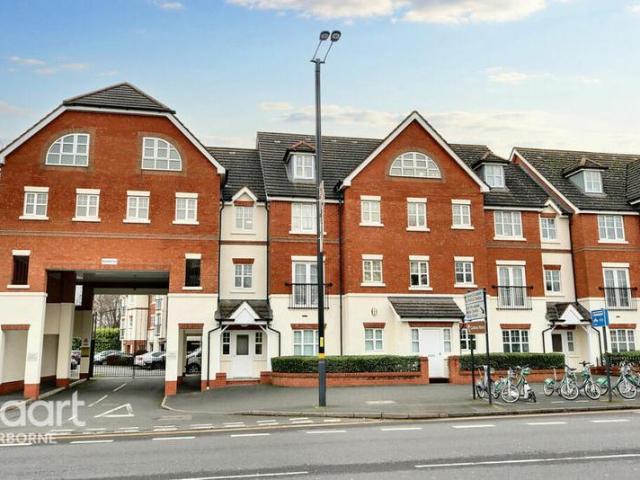 2 bedroom apartment for sale in Lordswood Road, Harborne, B17