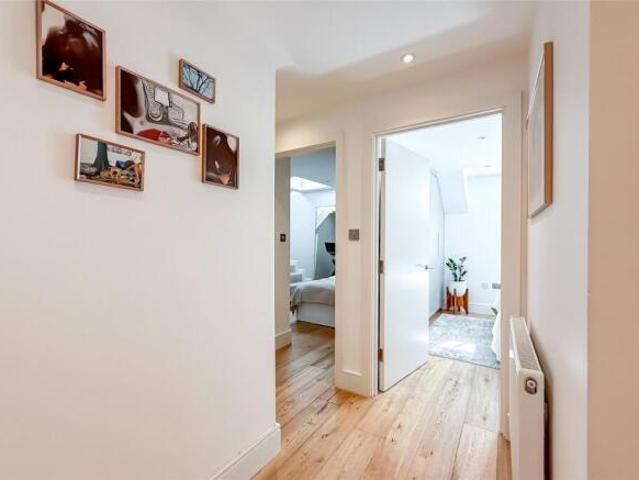 2 bedroom apartment for sale in Lower Dagnall Street, St. Albans, Hertfordshire, AL3