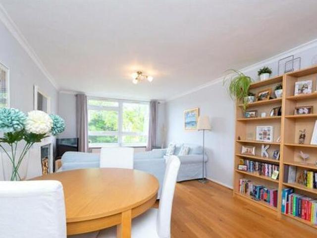 2 Bedroom Apartment For Sale In Putney Heath Lane, London