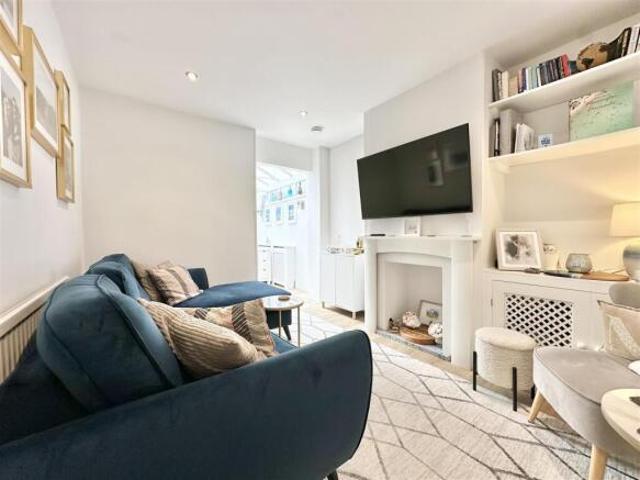 2 bedroom apartment for sale in Paisley Road, Bournemouth, BH6