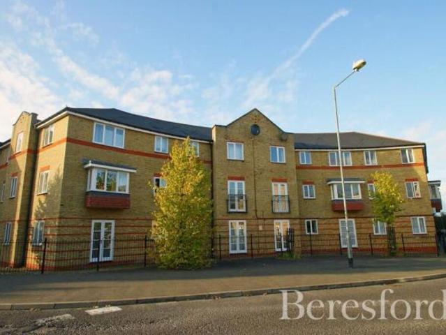 2 bedroom apartment for sale in Parkinson Drive, Chelmsford, CM1