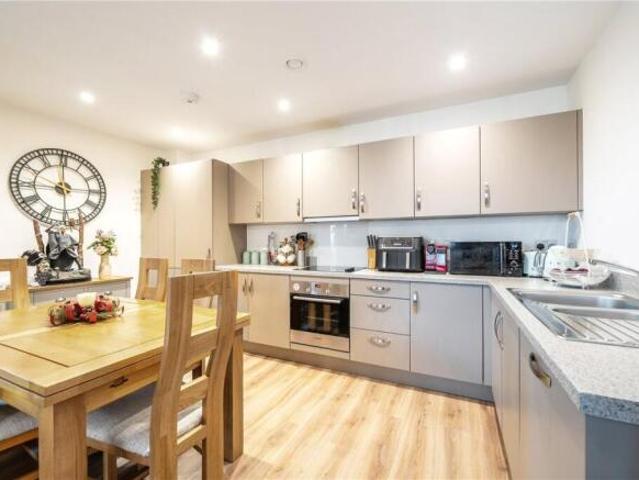 2 bedroom apartment for sale in Percy Terrace, Bath, Somerset, BA2