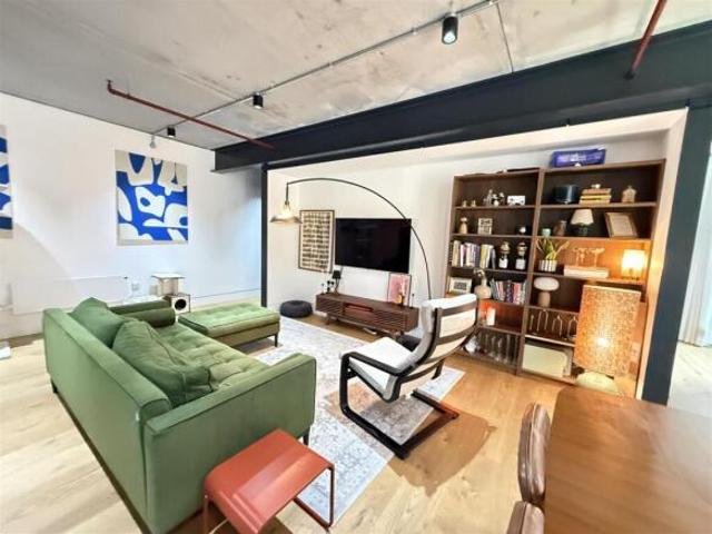 2 bedroom apartment for sale in Phoenix, 72 Chapeltown Street, Manchester, M1