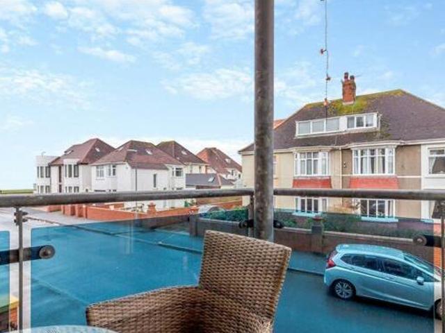 2 Bedroom Apartment For Sale In Picton Avenue