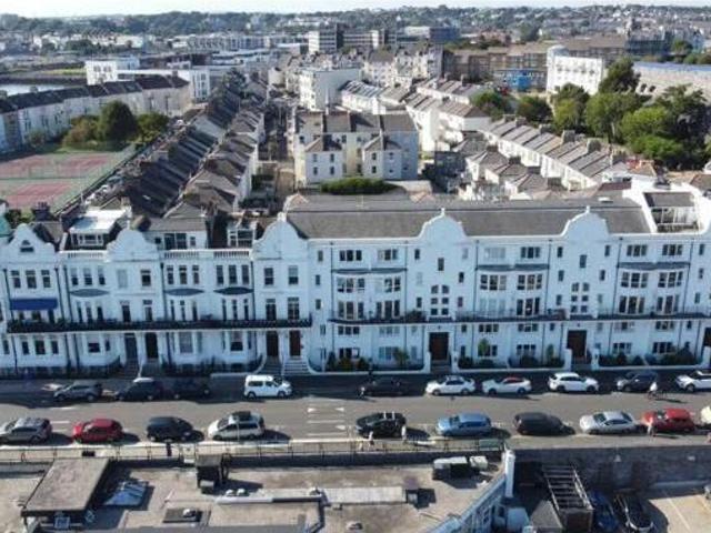 2 Bedroom Apartment For Sale In Plymouth