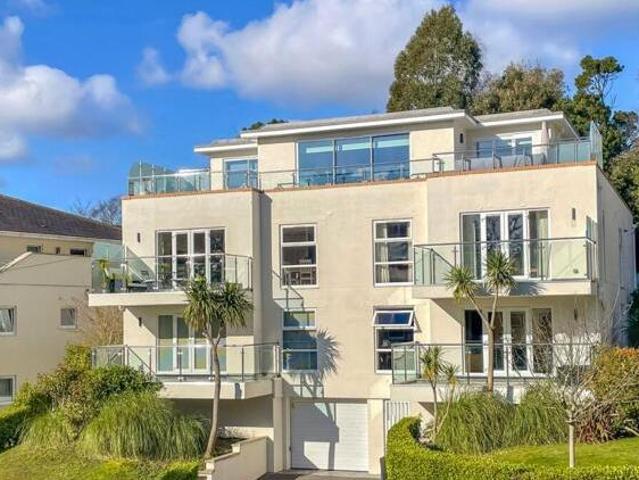 2 Bedroom Apartment For Sale In Poole, Dorset