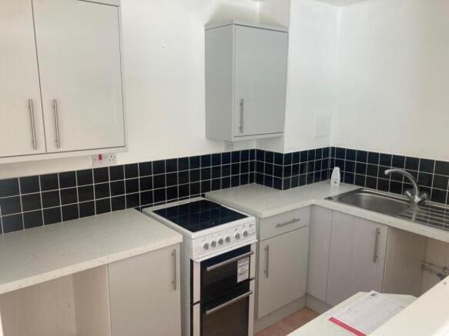 2 bedroom apartment for sale in Pomander Crescent, Walnut Tree, Milton Keynes, MK7