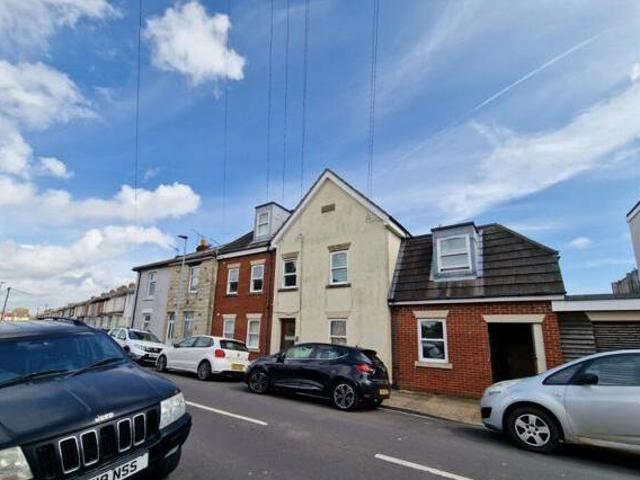 2 Bedroom Apartment For Sale In Portsmouth