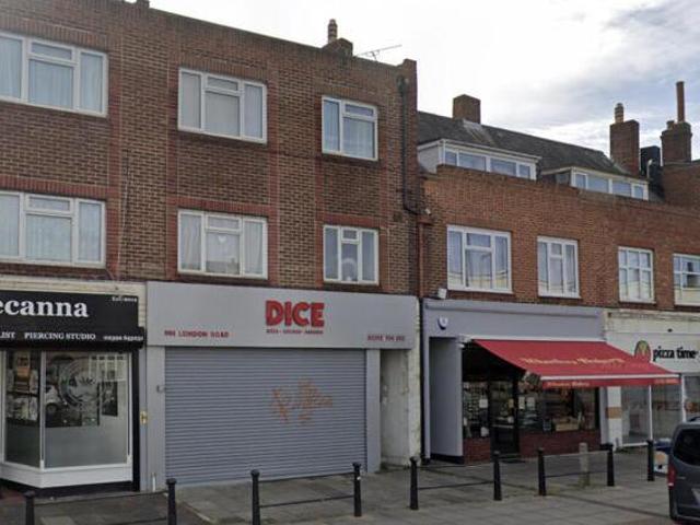 2 Bedroom Apartment For Sale In Portsmouth