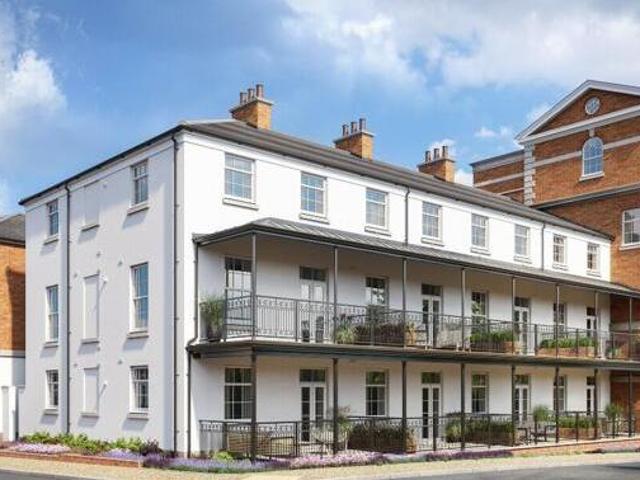 2 Bedroom Apartment For Sale In Poundbury