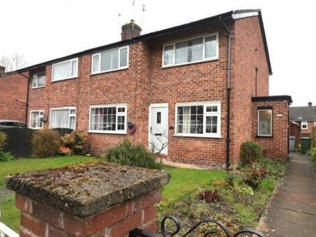 2 Bedroom Apartment For Sale In Prenton, Merseyside