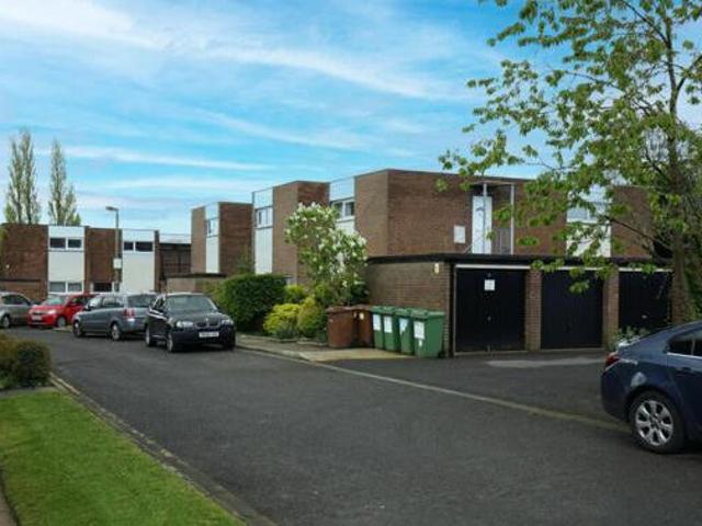2 Bedroom Apartment For Sale In Preston, Lancashire