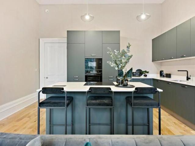 2 bedroom apartment for sale in Queens Crescent, Woodlands, Glasgow, G4