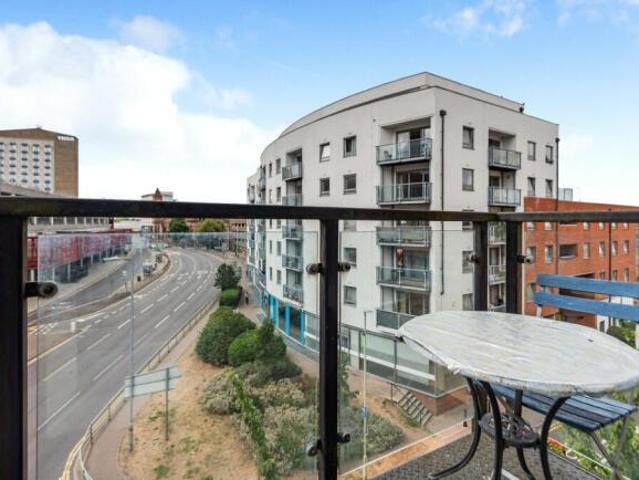 2 bedroom apartment for sale in Queensgate, Lord Street, Watford, Hertfordshire, WD17