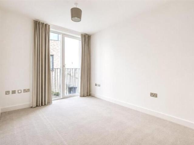 2 bedroom apartment for sale in Rudduck Way, Cambridge, CB3