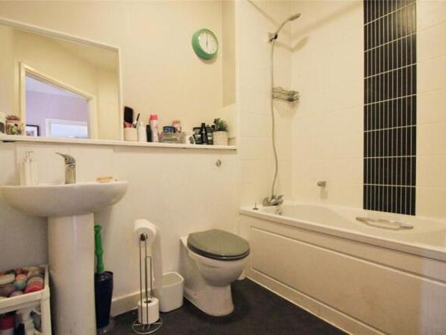 2 bedroom apartment for sale in Red Kite House, Tilehurst, Reading, RG30