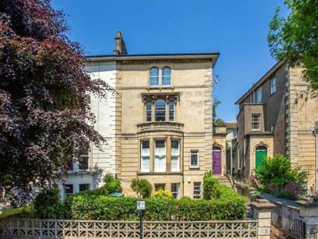 2 Bedroom Apartment For Sale In Redland, Bristol