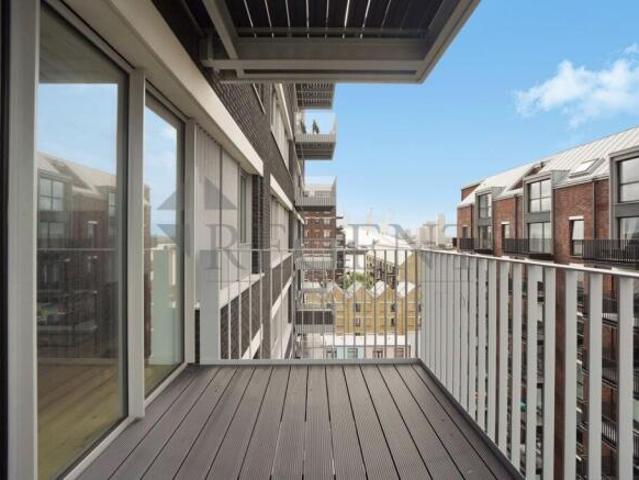 2 bedroom apartment for sale in Rendel House, Goodluck Hope Walk, E14