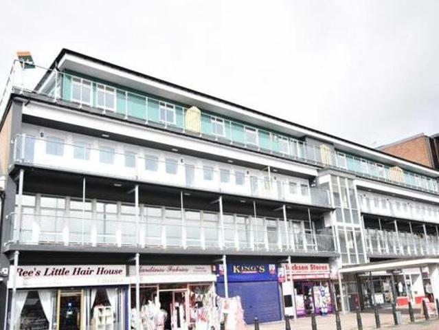 2 Bedroom Apartment For Sale In Reunion House, Ellis Road