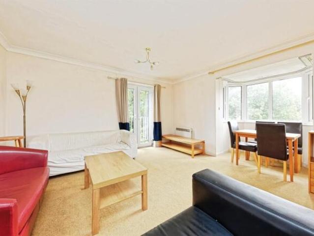 2 bedroom apartment for sale in Rheims Court, Canterbury, CT2