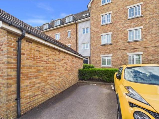 2 bedroom apartment for sale in Richards Field, Chineham, Basingstoke, Hampshire, RG24