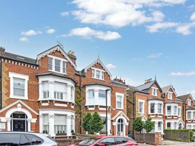 2 Bedroom Apartment For Sale In Richmond, London