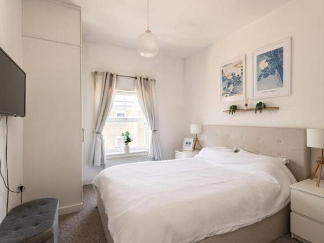 2 bedroom apartment for sale in Ringlestone House, Tarragon Road, Maidstone, ME16
